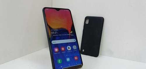 Мобильный телефон Samsung Galaxy A10 2/32 GB