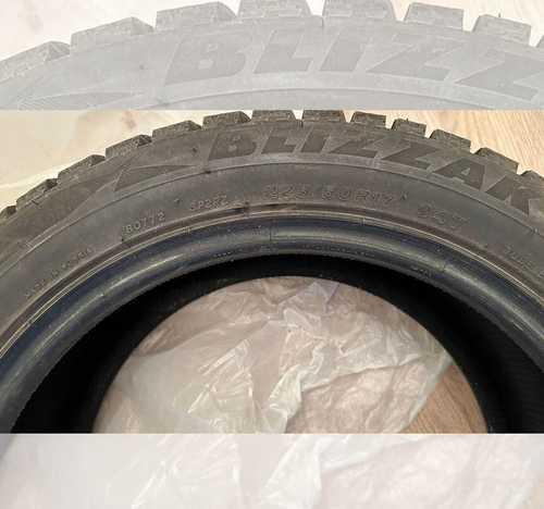 Bridgestone Blizzak Spike-02 SUV 225/50 R17 94T