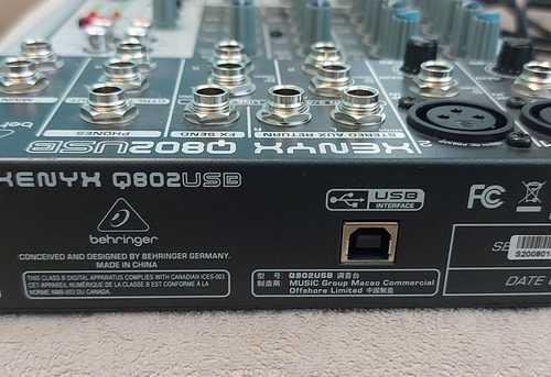 Микшерный пульт behringer