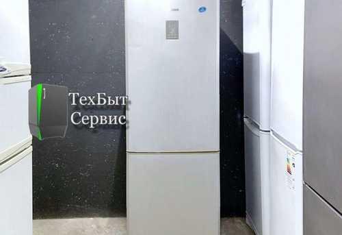 Холодильник бу металлик с дисплеем Samsung