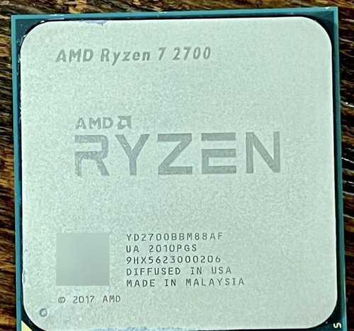 Процессор Ryzen 7 2700