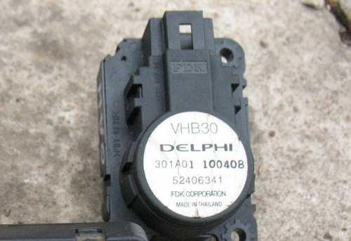 Сервопривод отопителя 52406341 Opel Astra H