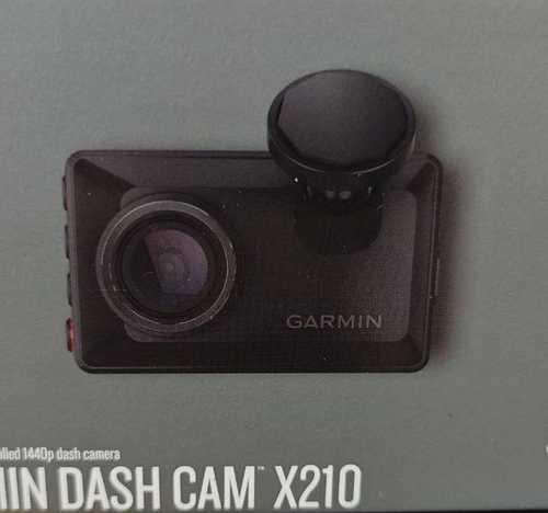 Видеорегистратор Garmin Dash Cam X210