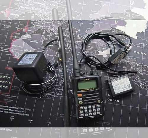 Рация Yaesu VX-6R