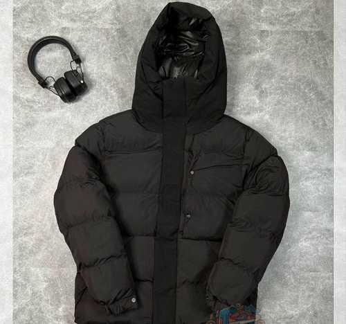 Пуховик Moncler