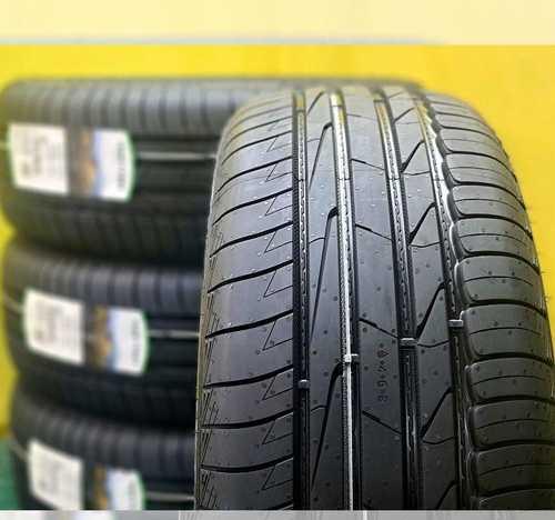 Ikon Tyres Autograph Aqua 3 225/55 R16 96P