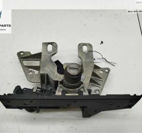 Ручка крышки (двери) багажника 3B0827297 на Volkswagen Passat B5