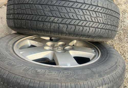 Yokohama Geolandar G033 215/70 R16