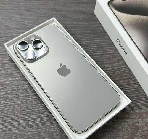 iPhone 15 Pro Max, 256 ГБ