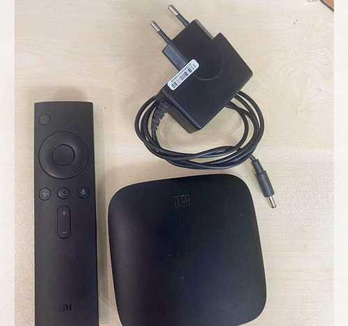 Tv приставка Xiaomi Mi tv box