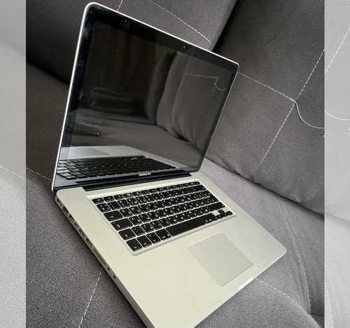 Apple macbook pro 15 2011