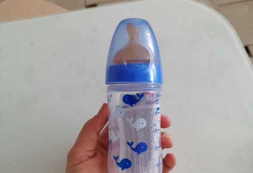 Бутылочка NUK