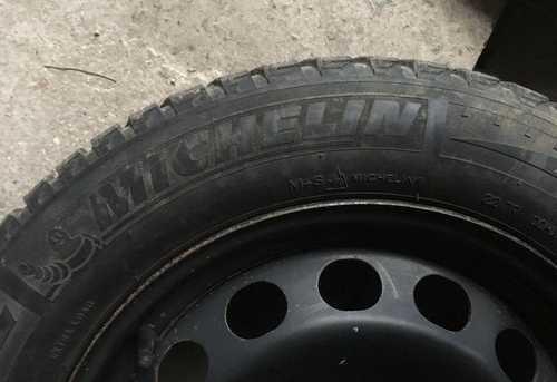 Michelin X-Ice 205/60 R16 96T