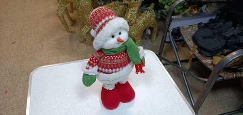 Новогодняя игрушка Плюшевый снеговик