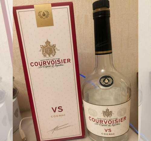 Бутылка Courvoisier VS