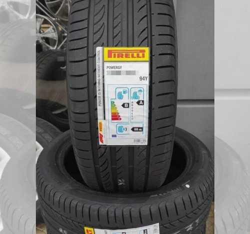 Pirelli Powergy 245/45 R19 102Y