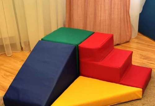 Детский игровой набор из мягких модулей