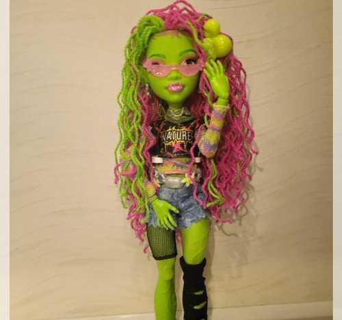 Кукла monster high Venera McFlytrap