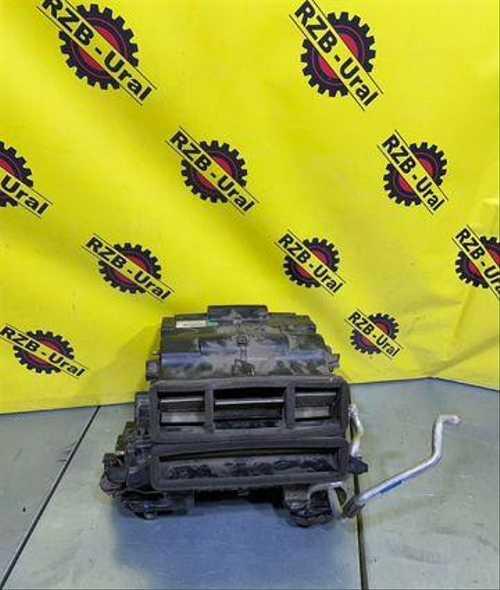 Корпус печки Mitsubishi L200 пикап 2.5 4D56 2008