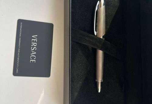 Ручка Versace с золотым наконечником