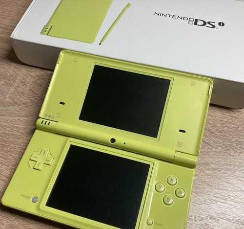 Nintendo DSi