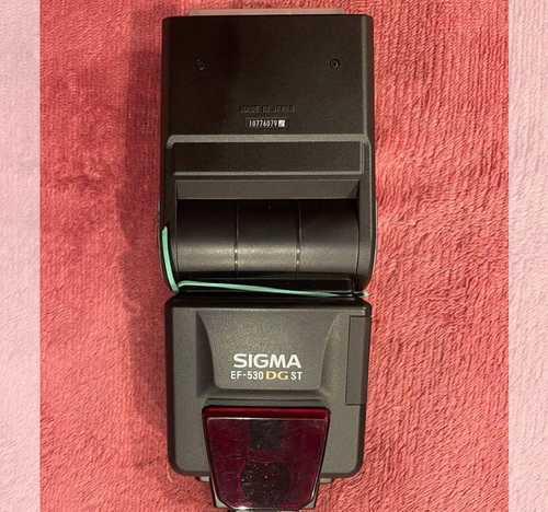 Вспышка Sigma ef 530 для фотоаппарата Nikon