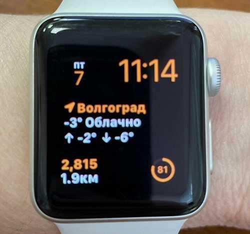 Часы apple watch 3 38 mm бу