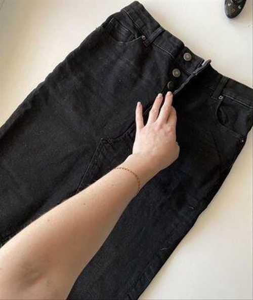Новая черная джинсовая юбка reserved
