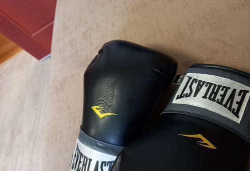 Боксерские перчатки 12 oz everlast