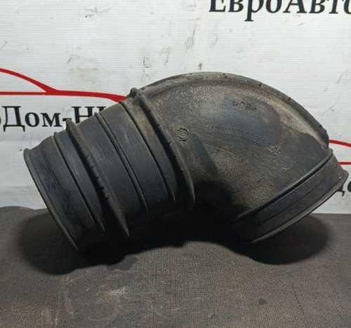 Патрубок воздушного фильтра Man Tgs D2066 LF39