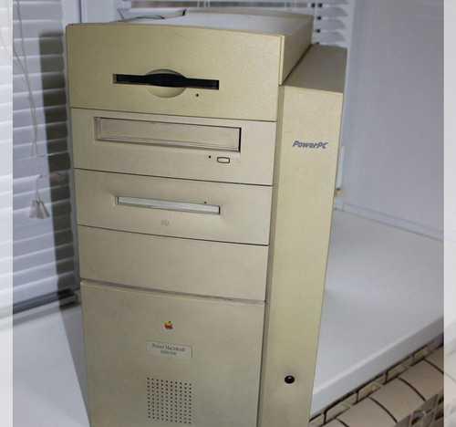 Power Macintosh 9600/300