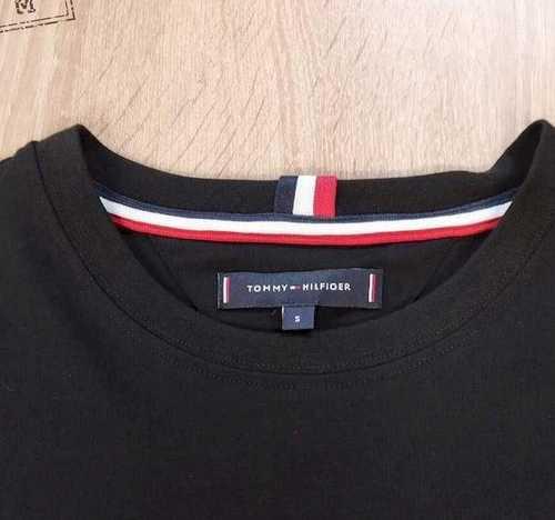 Футболка Tommy Hilfiger