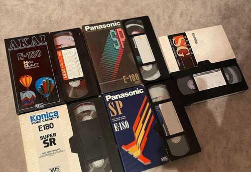 Видеокассеты VHS с мультиками