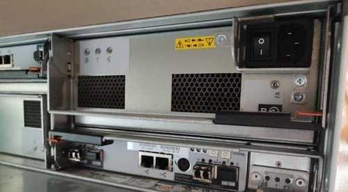 IBM System Storage DS4200 + 16 шт. HDD SAS, 300 GB