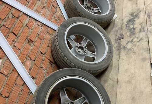 Minerva F105 235/45 R18