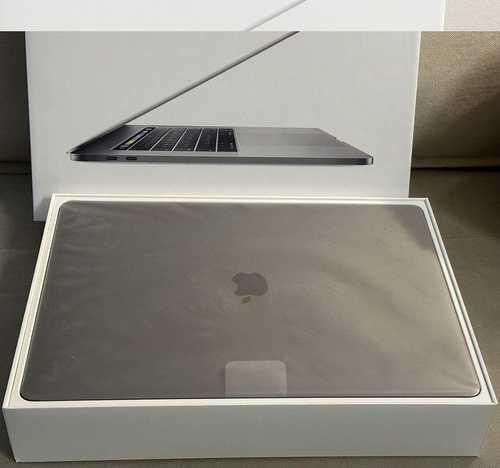 Macbook pro 15 2016 i7/Radeon pro/16/512gb