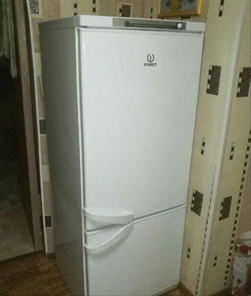 Классный Холодильник indesit