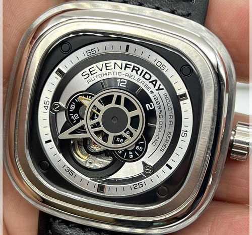 Часы Sevenfriday P1B/01