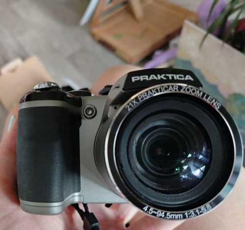 Фотоаппарат praktica