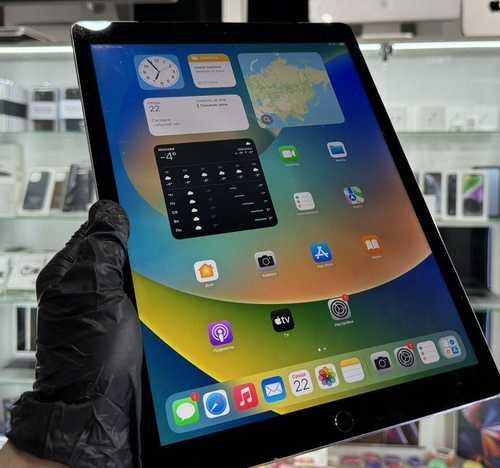 iPad Pro 12.9 (2015) 128 GB Wi-Fi   Cell (с сим)