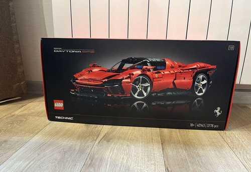 Lego Technic 42143 коробка