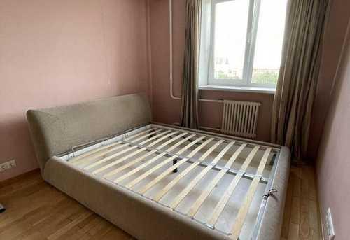 Итальянская кровать с матрасом Materlux