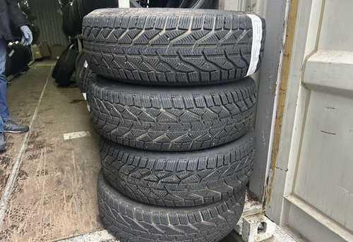 Tigar Winter 215/60 R17 H