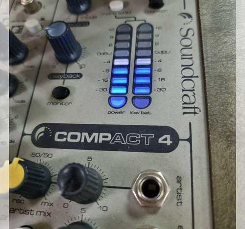 Микшерный пульт soundcraft compact 4