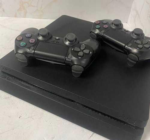 Sony Playstation 4 на 1 Тб