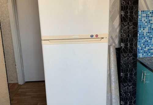 Холодильник stinol 104L