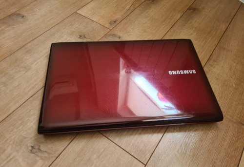 Ноутбук Samsung с матрицей 17 дюймов