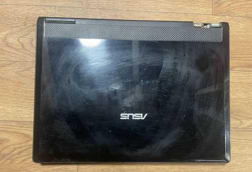 15.6" ASUS X52D, 320 ГБ, Phenom II X3 N830, RAM 3 ГБ, ATI Mobility Radeon HD 5470 0.5 ГБ