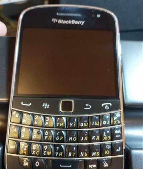 Телефон BlackBerry 9900 Bold Black