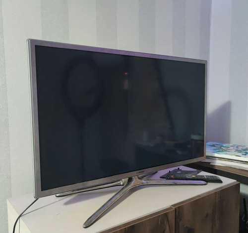 Телевизор Samsung SMART tv 32 дюйма